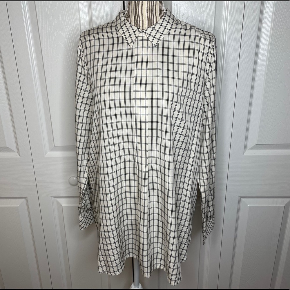J.Jill White Windowpane Plaid Button Back Top - Gem